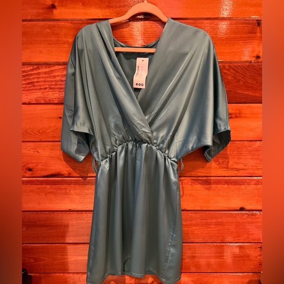 Boohoo | Dresses | New Boohoo Satin Dress | Poshmark